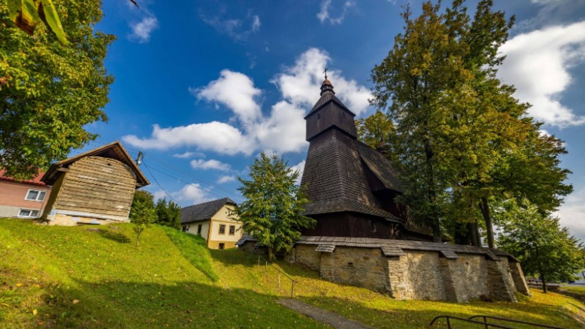 Audioguide BOSCO DI SAN FRANCESCO - Bosco Di San Francesco - Guide Touristique - TravelMate