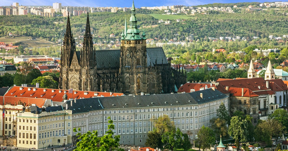 Audio guide CASTLE Tourist Guide - TravelMate